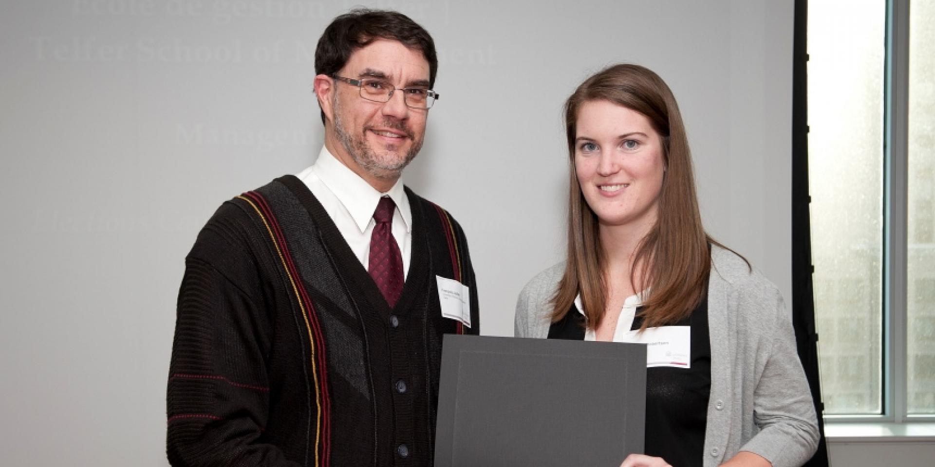 Barbara D. Robertson, l’étudiante coop Telfer de l’année, laisse sa ...