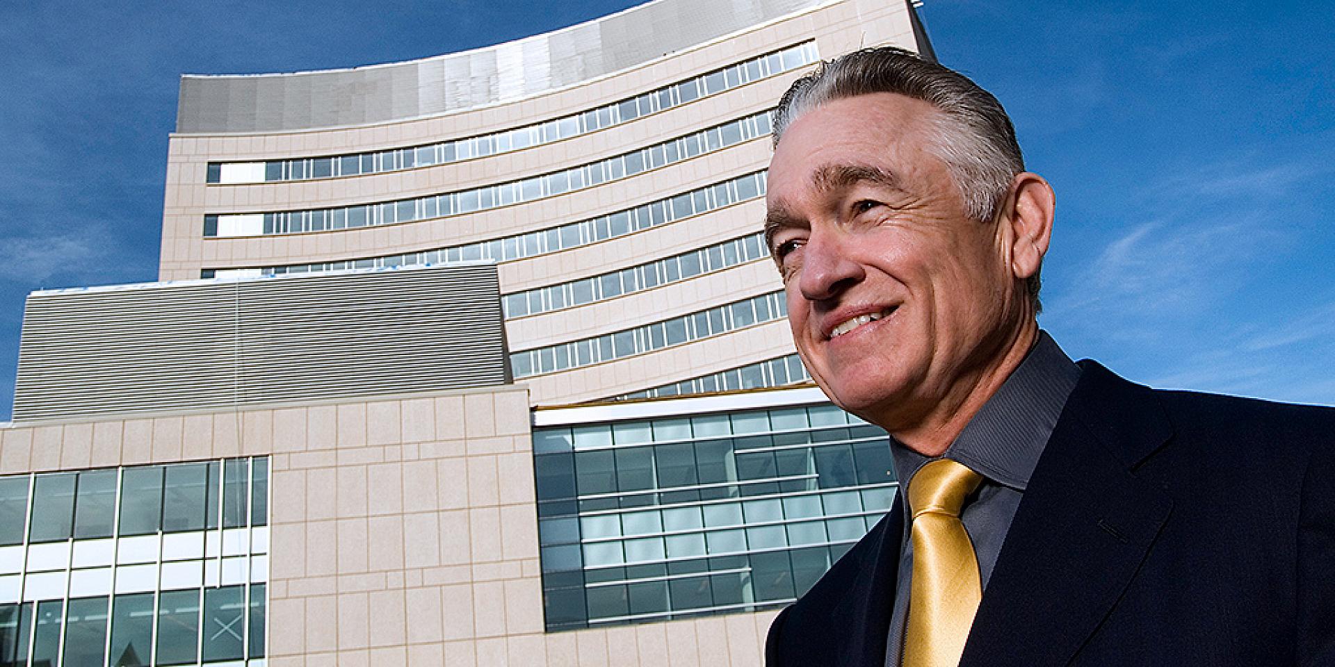 About Ian Telfer - Telfer School of Management